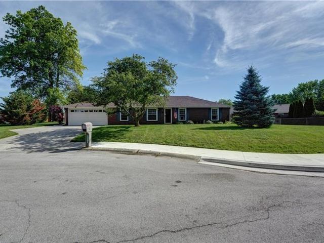 110 Fairfax Ct, Greenville, OH 45331
