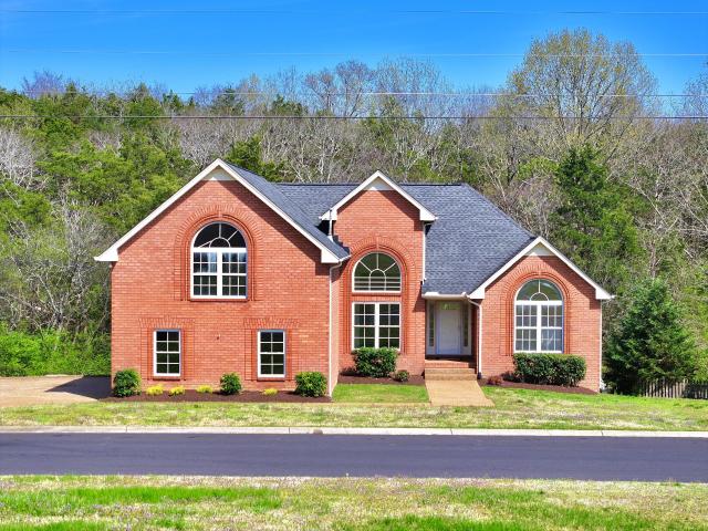 110 Koleberg Trail, Hendersonville, TN 37075 | MLS #3147 | Compass