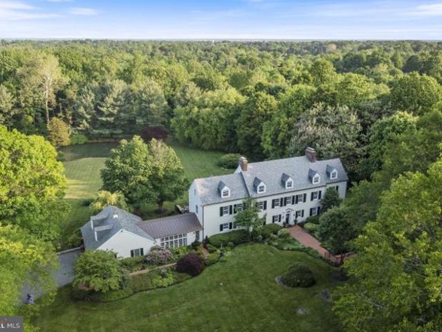 110 Kirk Rd, Greenville, DE 19807