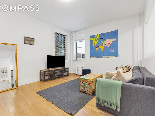 110 Hoyt Street, Brooklyn, NY