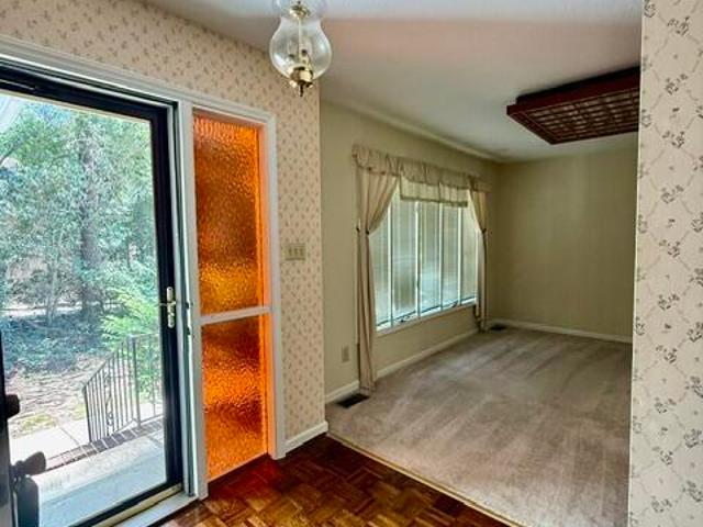 110 Honeysuckle Lane