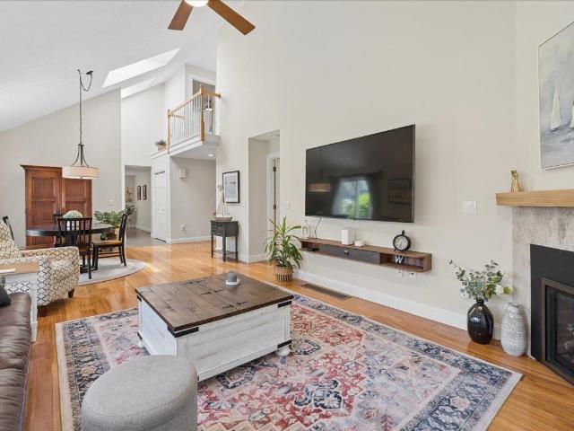 110 Hawthorne Village Road