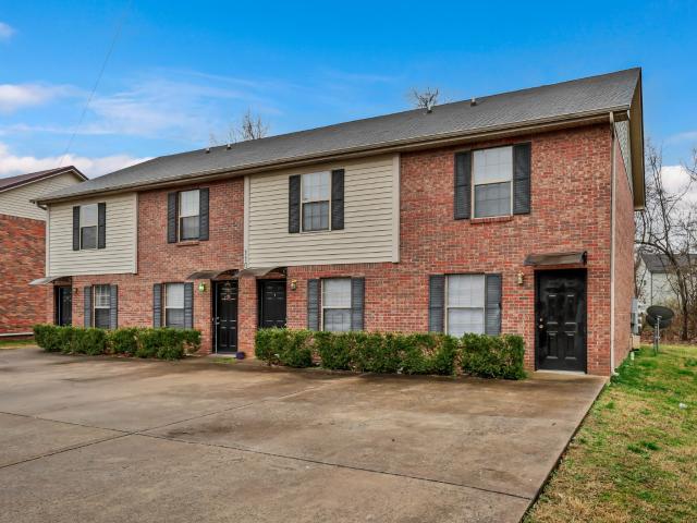 110 Hickory Trace