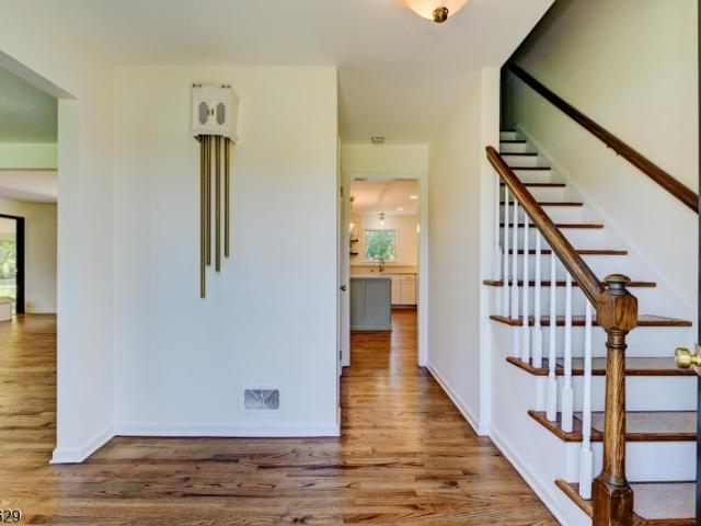 110 Hill Top Ln