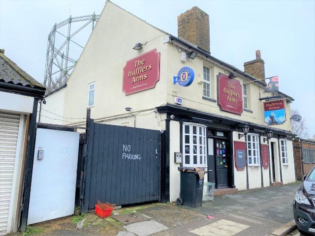 110 Hythe Street, Room 3 Dartford, Kent DA1, Room to rent, £880 pcm | PrimeLocation
