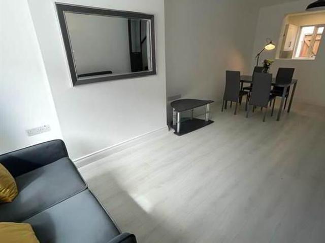 110 Hyndford Street, Belfast, BT5 5JG