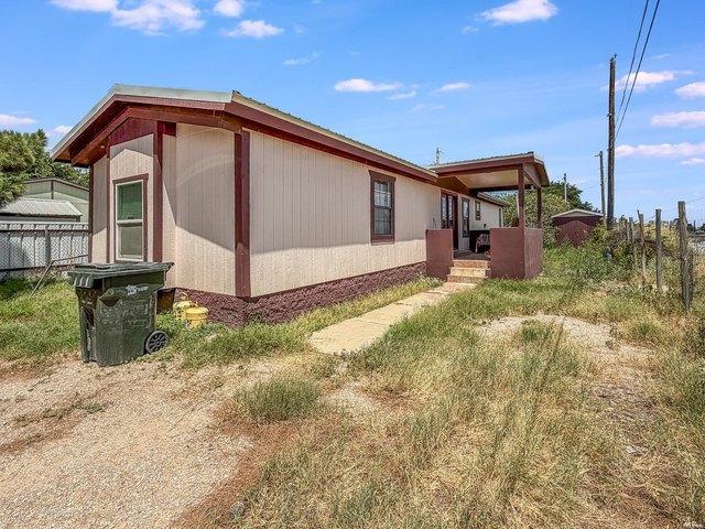 110 Ironwood St, Carlsbad, NM 88220