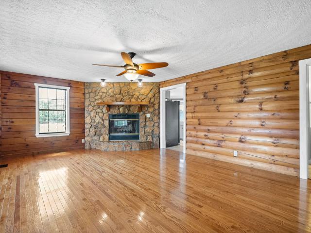 110 Jerry Smith Rd