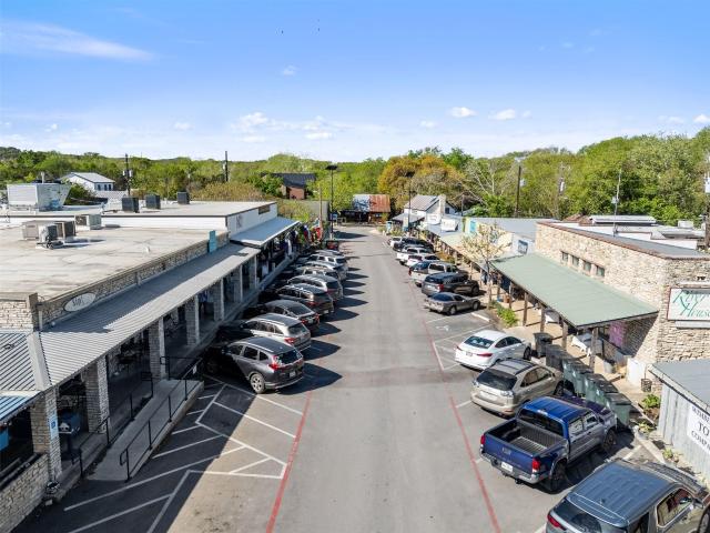 110 Oak Dr