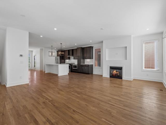 110 Oceola Ave # 10