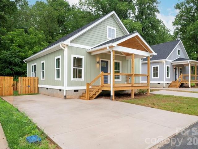 110 Orchard St, Old Fort, NC 28762