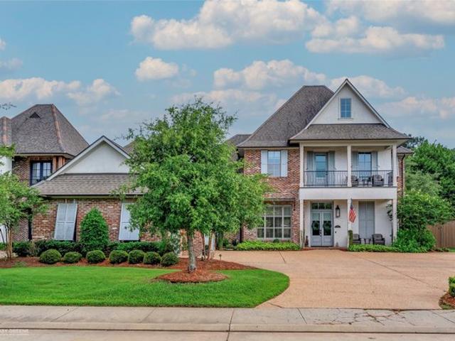 110 Overbrook Ln, Bossier City, LA 71111