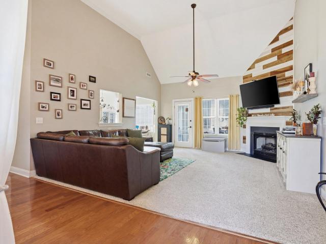 110 Long Cove Bend