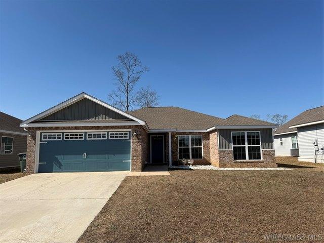 110 Longleaf Ln, Enterprise, AL 36330