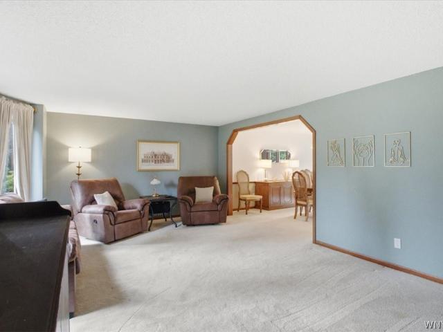110 Londonderry Lane