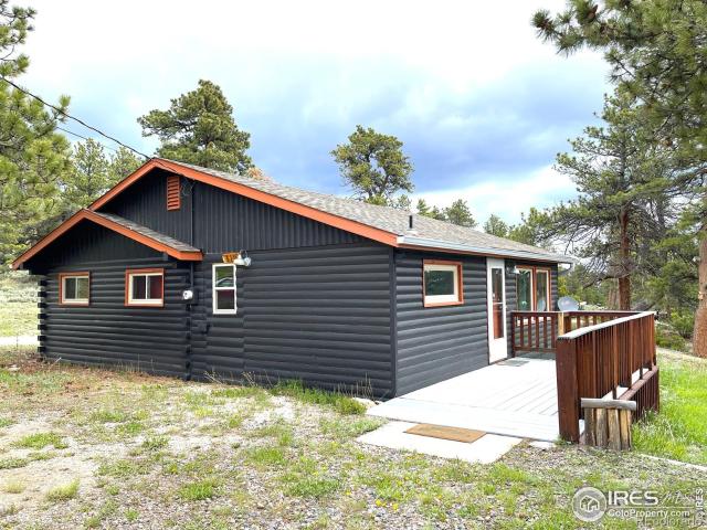 110 Lone Pine Court