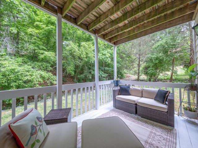 110 Lorilane Dr, Carrboro, NC 27510