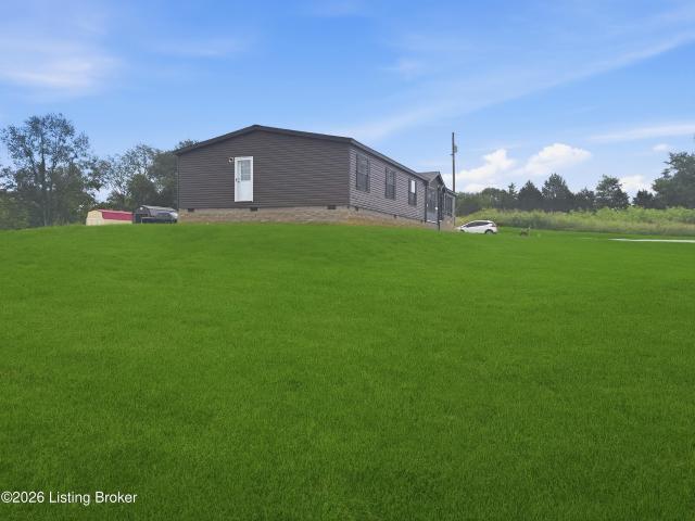 110 Laverne Ln