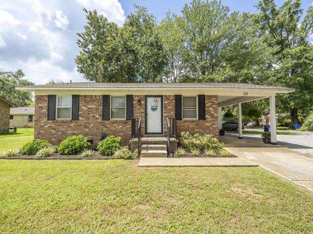 110 Lake Cir, Savannah, TN 38372