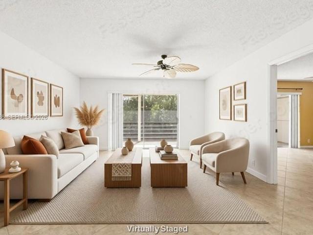 110 Lake Meryl Dr Apt 216, West Palm Beach, FL 33411