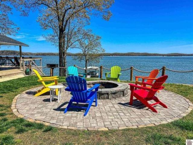 110 Lakeshore Drive