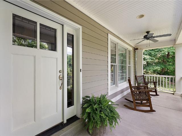 110 Lakeside Drive