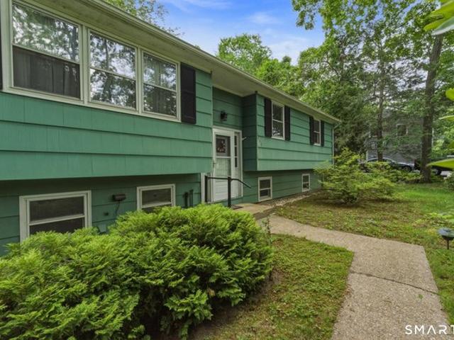 110 Lambtown Rd, Groton, CT 06355