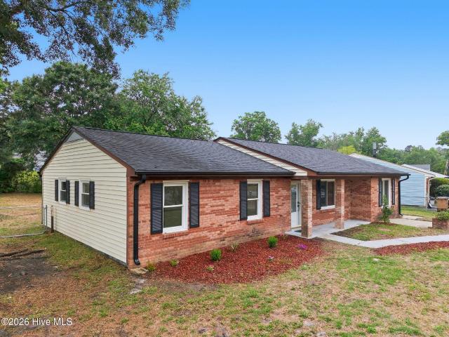 110 Lance Court