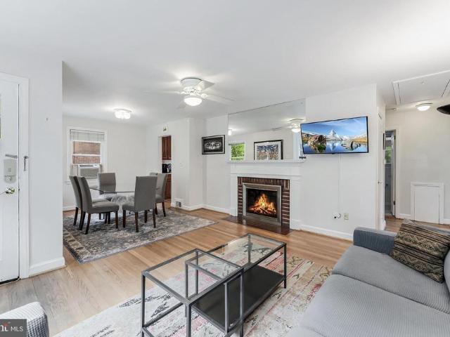 110 Lynnmoor Drive