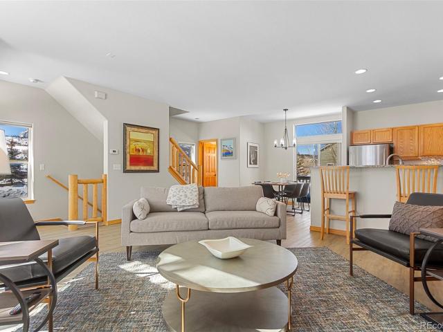 110 Mountain Vista Lane