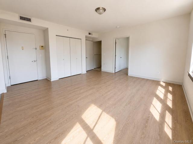 110 Main Street 3G