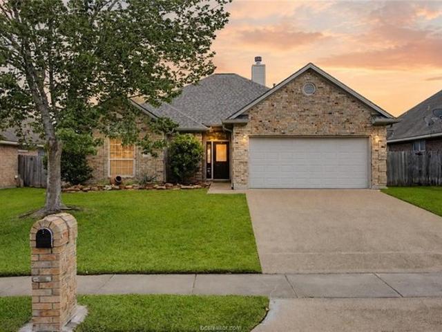110 Meir Ln, College Station, TX 77845