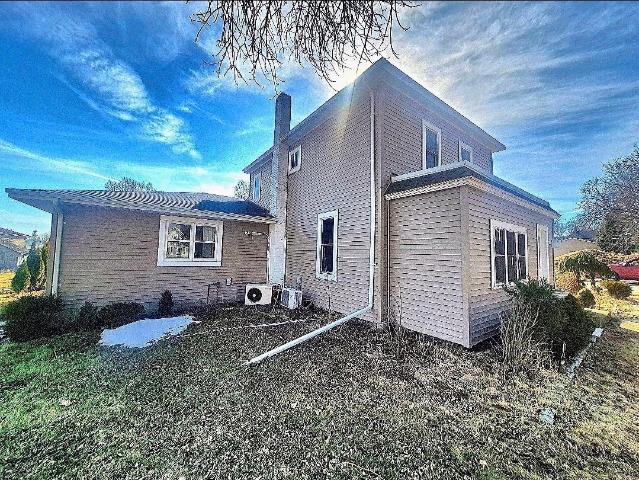 110 Mill Street W