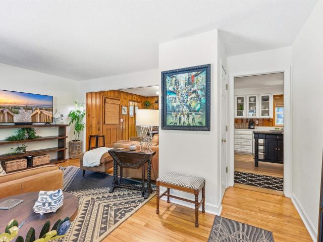 110 Minnow Dr