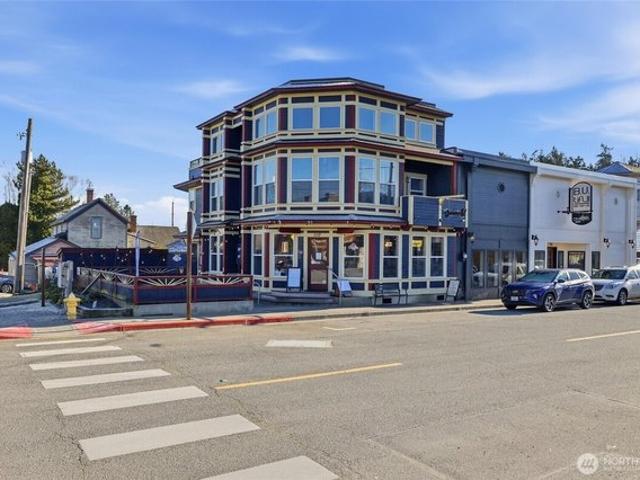 110 N 1st St, La Conner, WA 98257