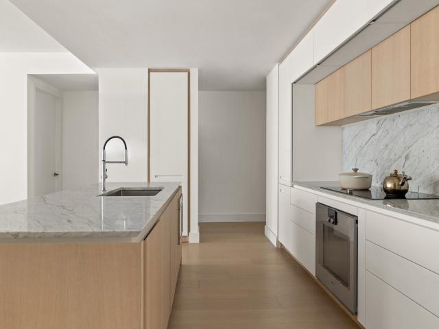 110 N 1ST Street 2E