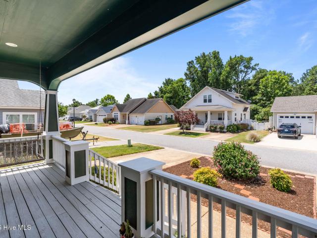 110 N Compass Drive