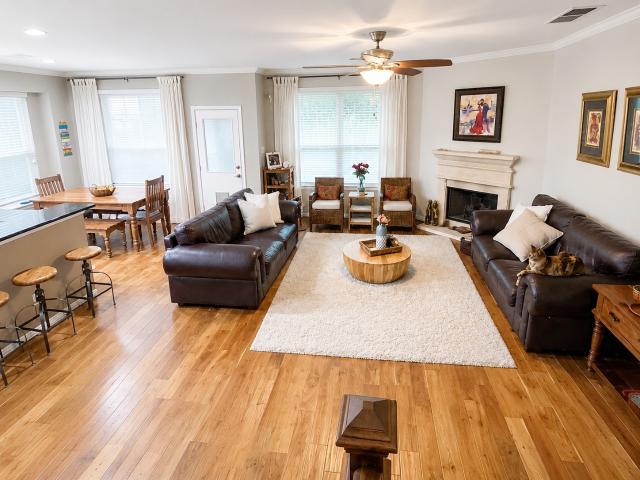 110 N Hawkhurst Circle
