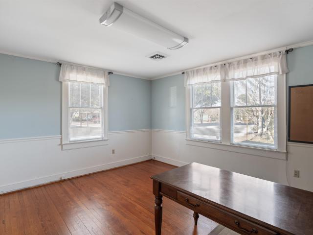 110 N Lake Drive