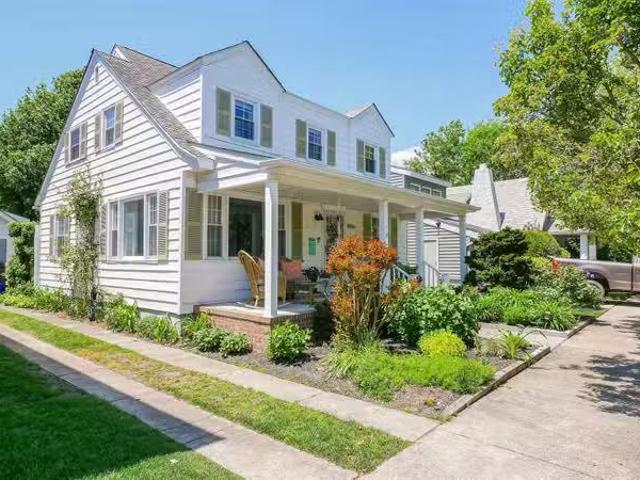 110 N Pembroke Ave, Margate City, NJ 08402 MLS #595124
