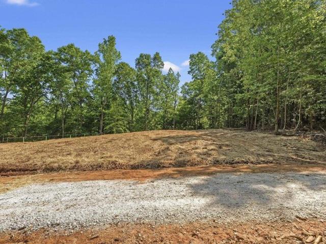 110 N Silver Lake Dr, Taylors, SC 29687