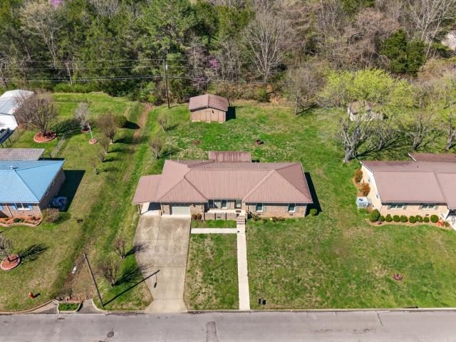 110 Noblett Ave