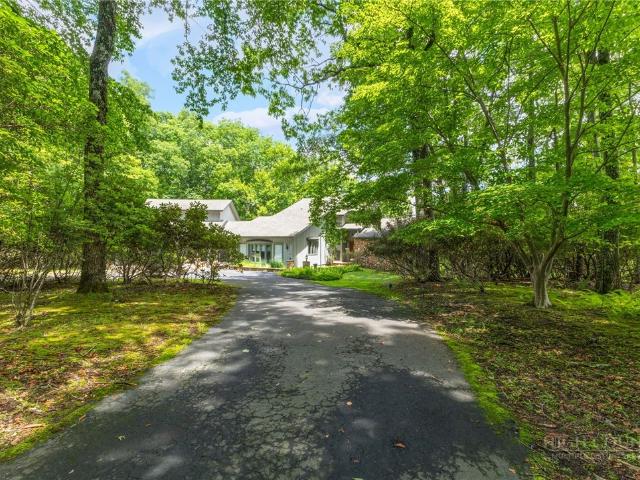 110 Northview Ridge