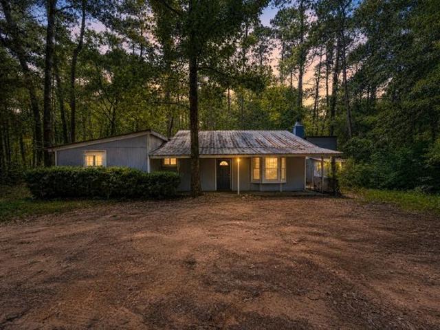 110 National Forest Rd, Cleveland, TX 77328