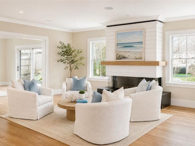 110 Newport Avenue