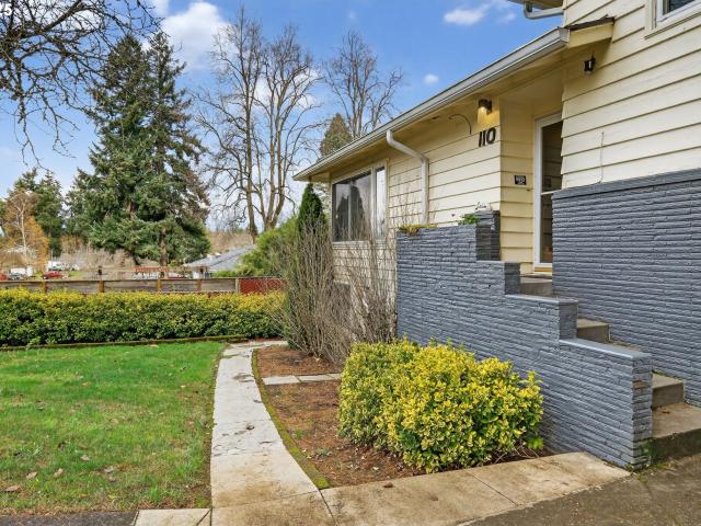 110 NE 130TH PL