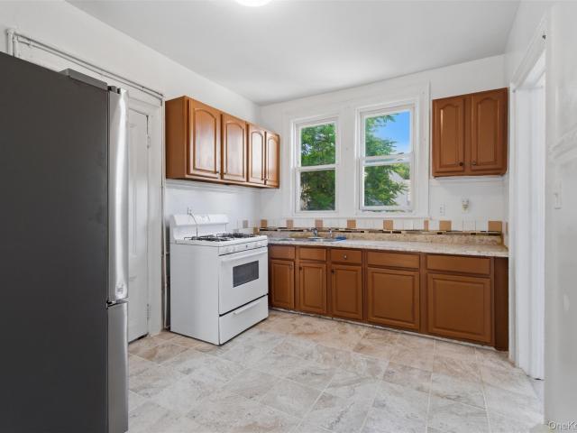 110 S 13th Avenue