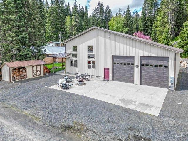 110 S 3rd Ave, Pierce, ID 83546