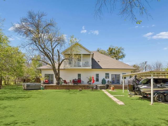 110 S Walnut St, Roanoke, TX 76262 | MLS #21218