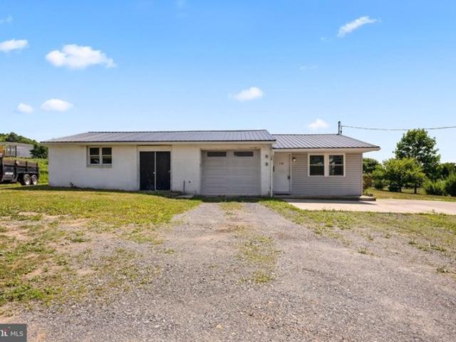 110 S Beech St, Fleetwood, PA 19522